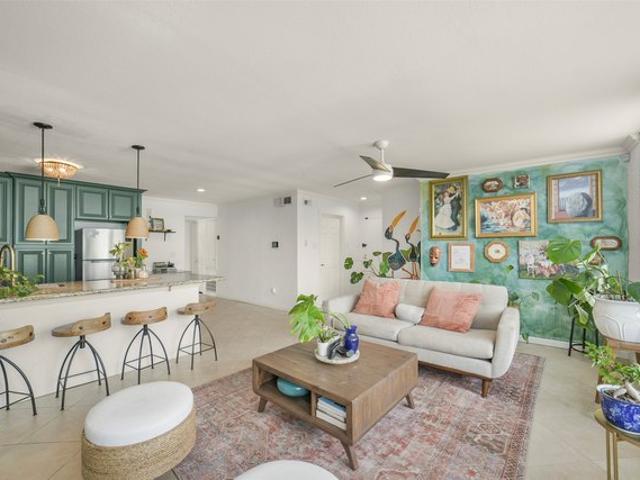 2333 Bering Dr Apt 322, Houston, TX 77057