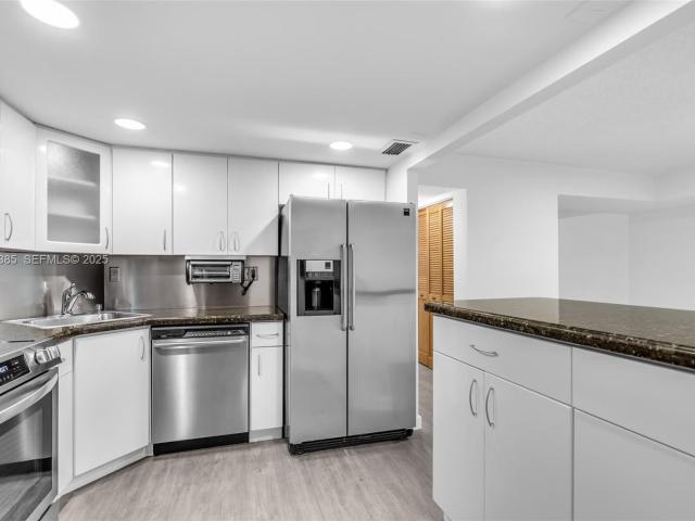 2333 Brickell Ave, Unit PH208, Miami, FL 33129 | MLS #A11899