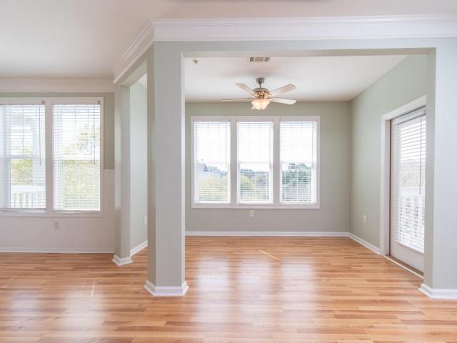 2333 Chatelain Way