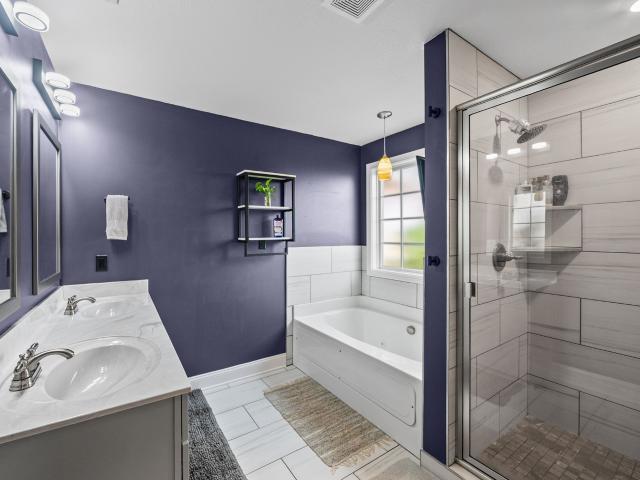 2333 Danbury Dr