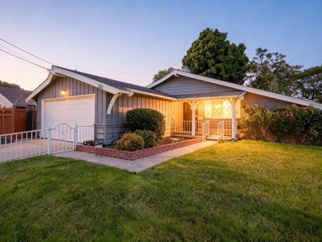 2333 Darwin St, Hayward, CA 94545