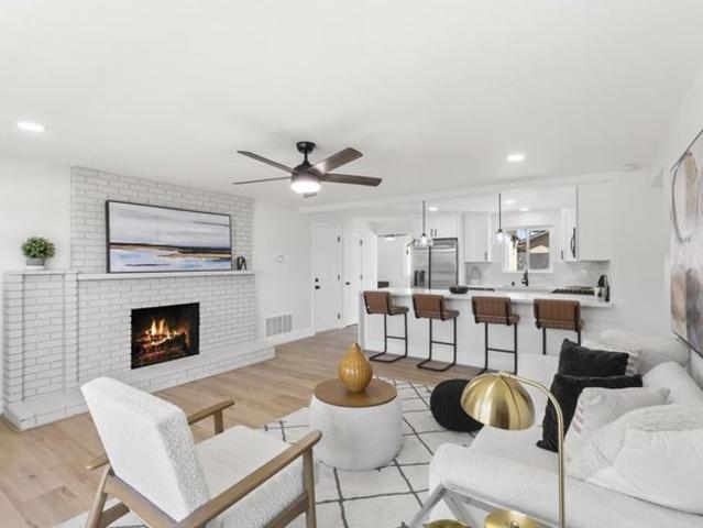 2333 E Mission Ave, Escondido, CA 92027
