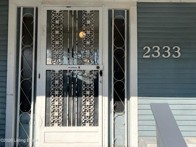 2333 Greenwood Ave