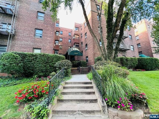 2333 Hudson Terrace D4, Fort Lee, US, NJ