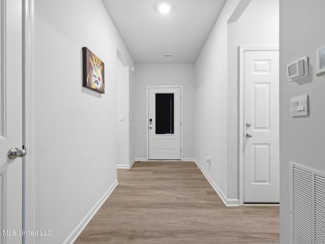 2333 Hyacinth Lane