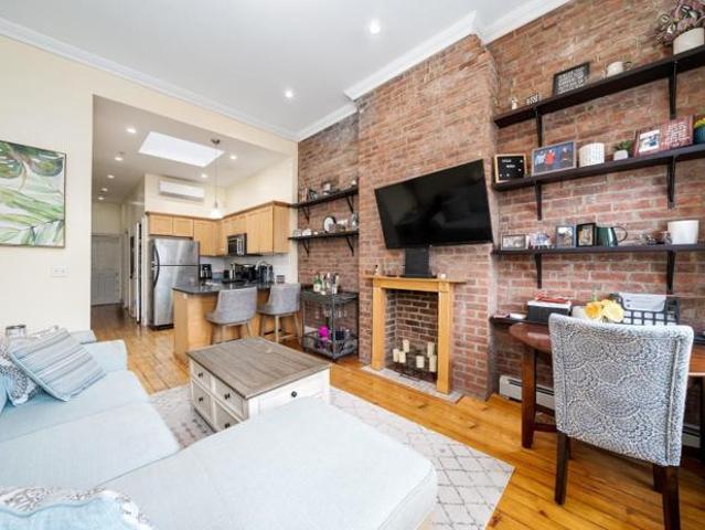 233 3rd St #8, Jersey City, NJ 07302