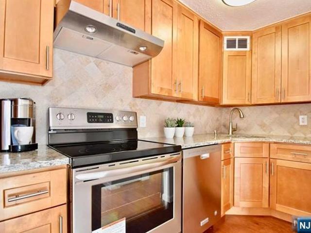 233 12th Street # 2A