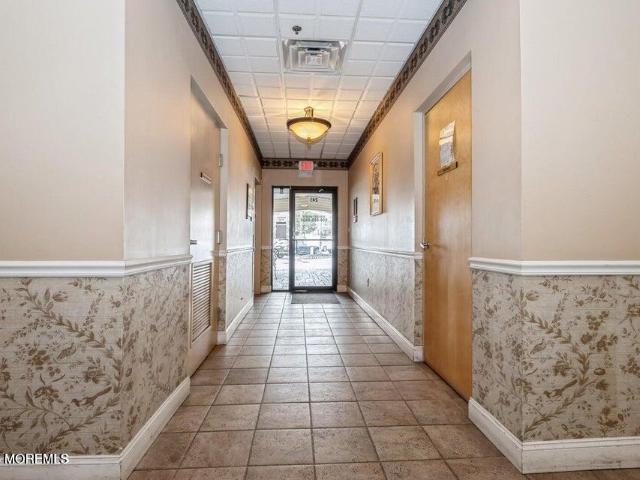 233 235 Main Street