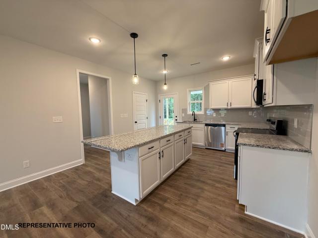 233 Cardovia Way