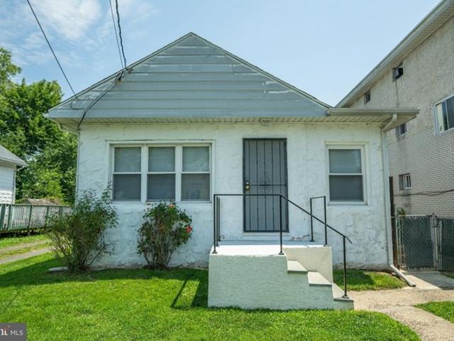 233 Centre St, Penndel, PA 19047
