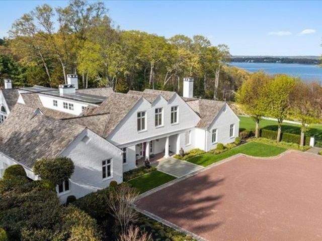 233 Cleft Rd, Mill Neck, NY 11765