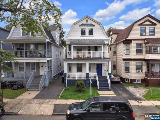 233 Clinton Street