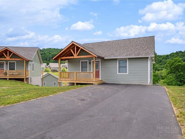 233 Ava Way 109