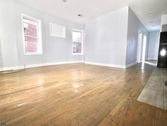 233 Bayview Ave