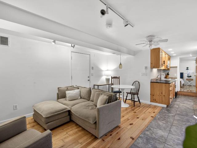 233 Bradford Street Unit 10