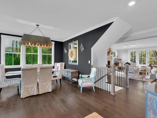 233 Grandmont Ct, Greer, SC 29650 | MLS #1586