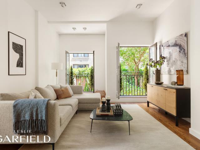 233 E 62ND Street