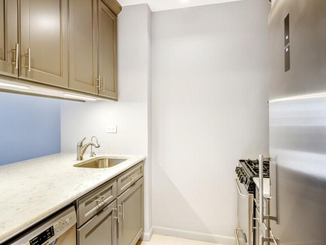 233 E 86TH Street 15B