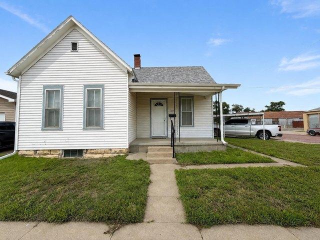 233 E 11th St, Hays, KS 67601