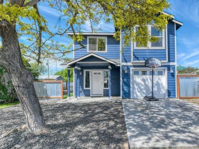 233 E Jefferson St, Athena, OR 97813