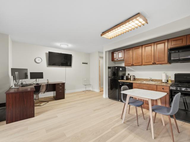 233 East 86th Street, New York, NY