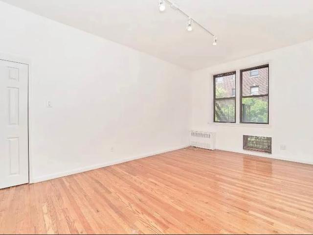 233 East 12th Street, New York, NY