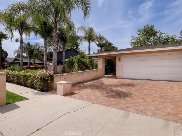 233 Kanan Rd, Oak Park, CA 91377 | MLS #BB26080 | Compass