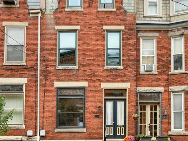 233 Hamilton Street