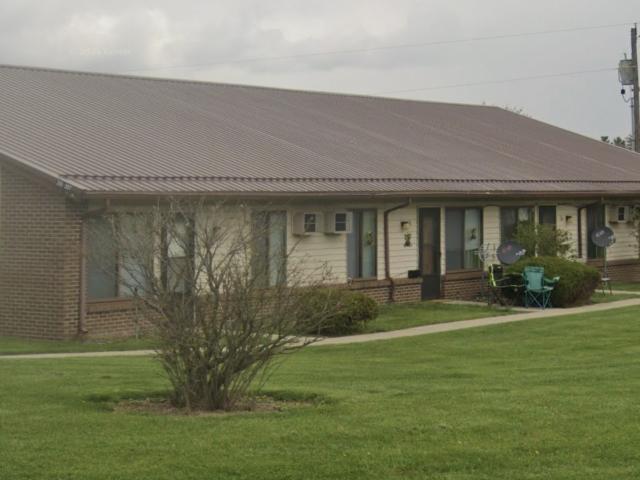 233 High St, 2 beds, 1 full bath