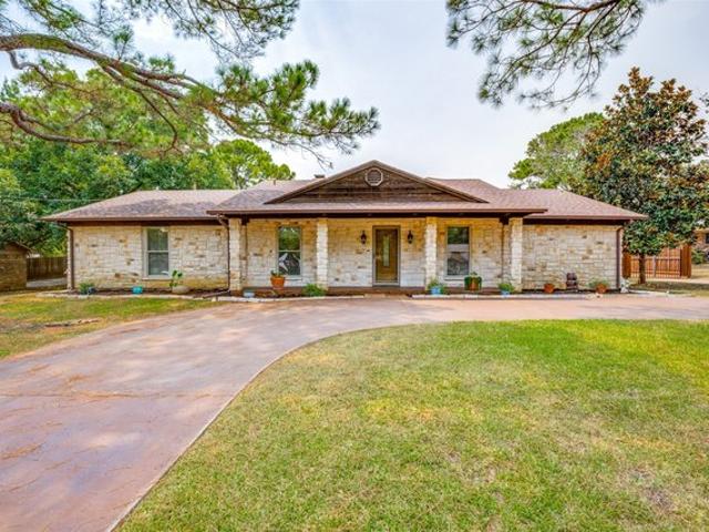 233 Oak St, Highland Village, TX 75077