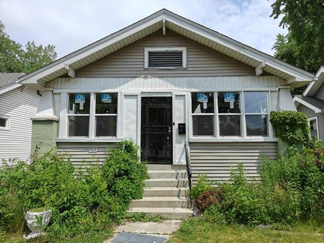233 Oakwood St, Hammond, IN 46324