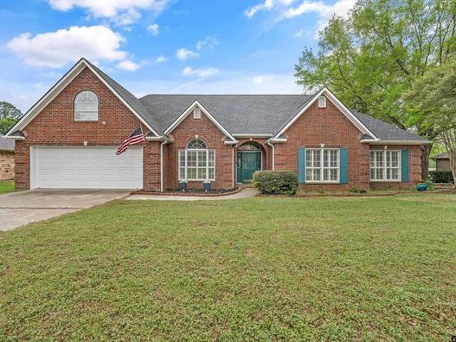 233 Lakeside Pl, Mineola, TX 75773