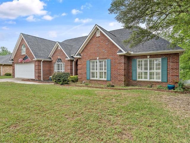 233 Lakeside Place