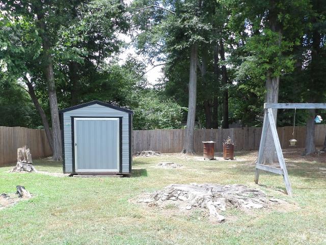 233 Leafwood Ln, Riverdale, GA 30274 | MLS #10741