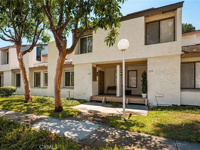 233 Mountain Ct, Brea, CA 92821