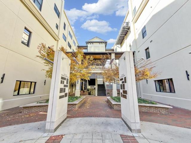 233 N Main St Apt 405, Greenville, SC 29601