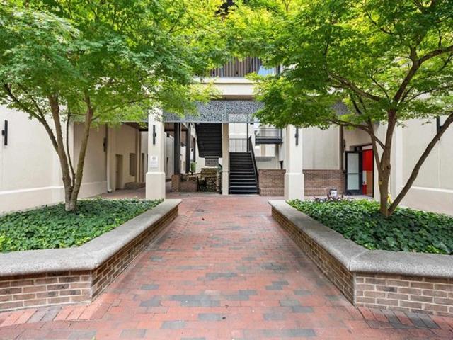 233 N Main St Apt 504, Greenville, SC 29601