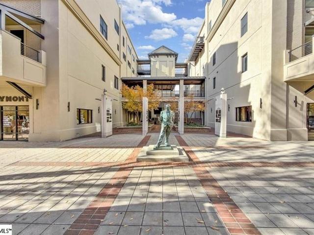233 N Main St Apt 508, Greenville, SC 29601