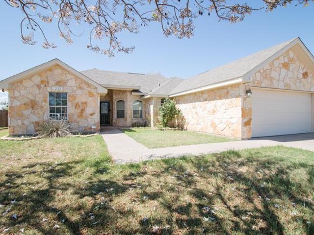 233 Norwood Dr, San Angelo, TX 76903