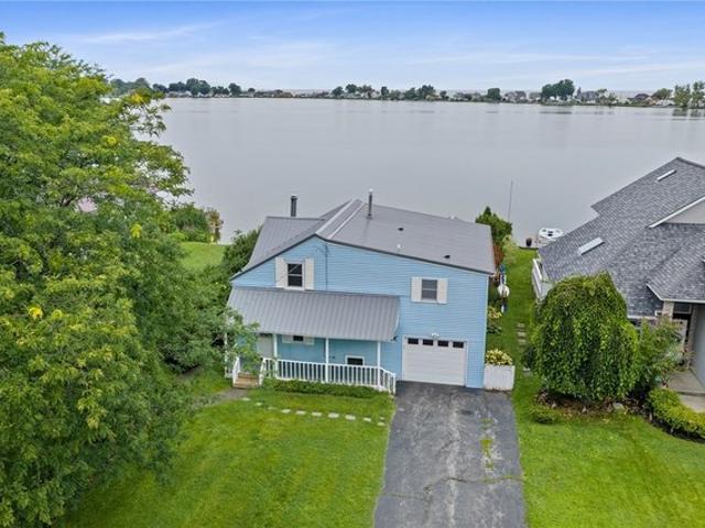 233 North Dr, Rochester, NY 14612