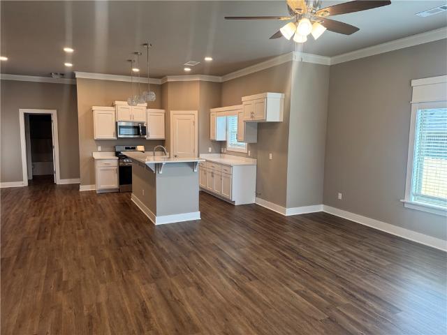 233 S Eagle Mountain