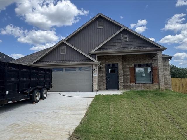 233 S Eagle Mountain St, Prairie Grove, AR 72753