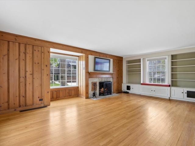 233 S Prospect Avenue