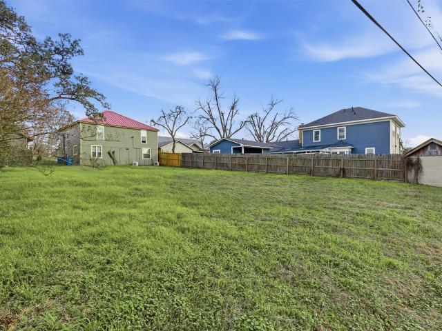 233 S San Antonio Street