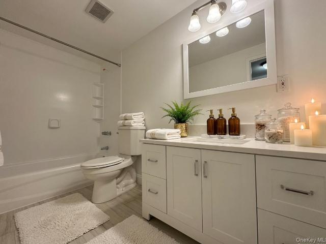 233 Sagamore Hills Drive