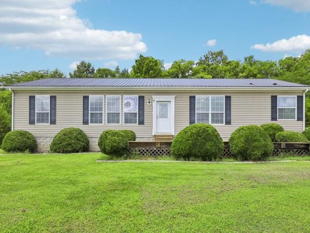 233 Scenic Ln, Auburntown, TN 37016