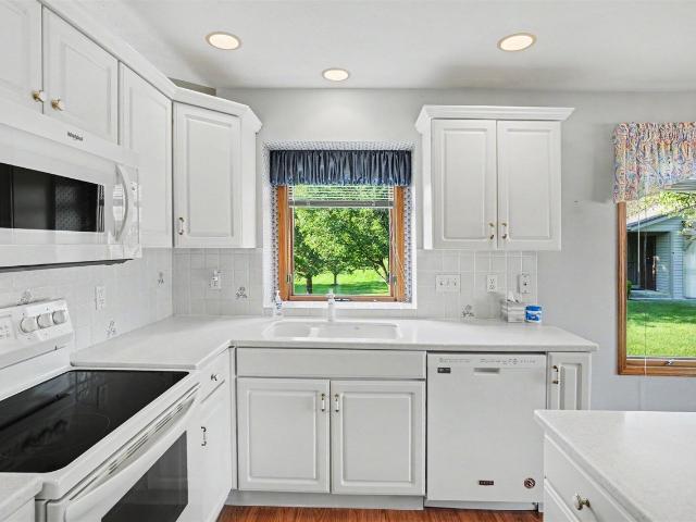233 Parkside Drive