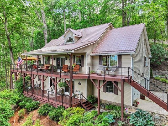 233 Rocky Face Dr, Canton, NC 28716