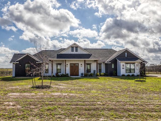 233 Randi Road, Bellville, US, TX