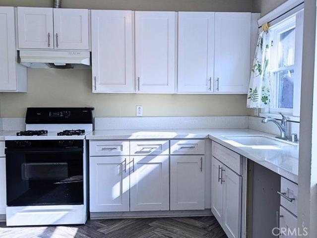 233 W I Street 1